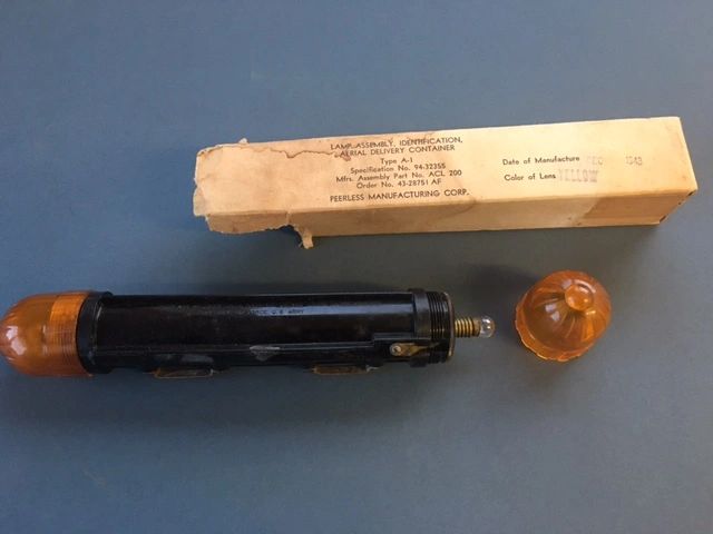 WWII USAAF Type A-1 Lamp Assembly Identification Aerial Delivery Container