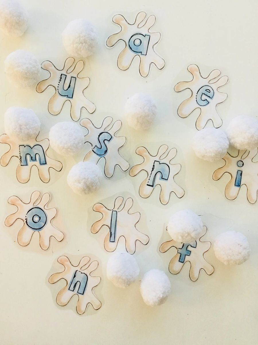 Lancer de boules de neige (lettres)