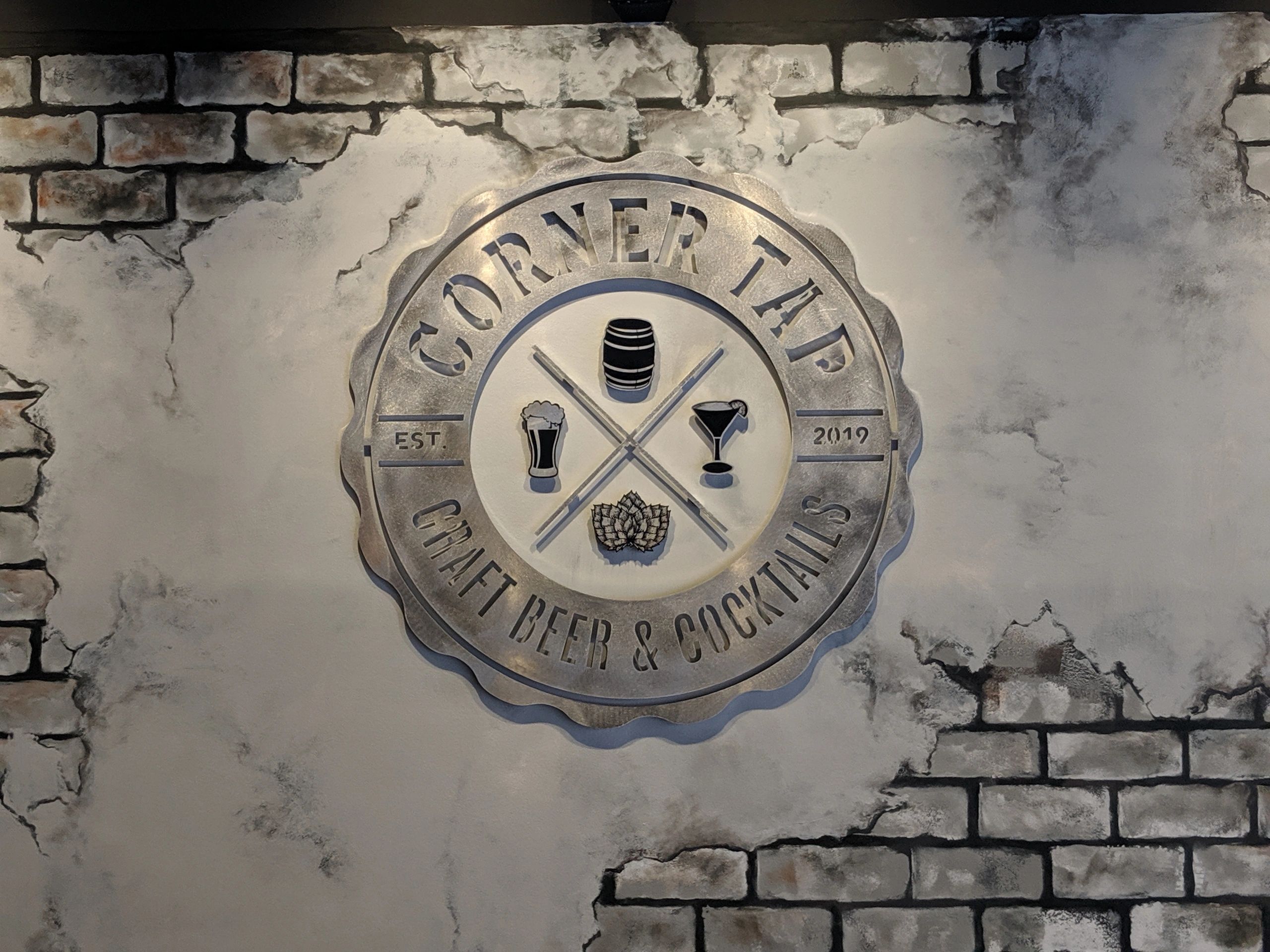 Corner Tap - Craft Beer, Cocktails