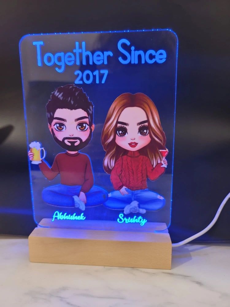 Custom Led Couple Wooden Stand