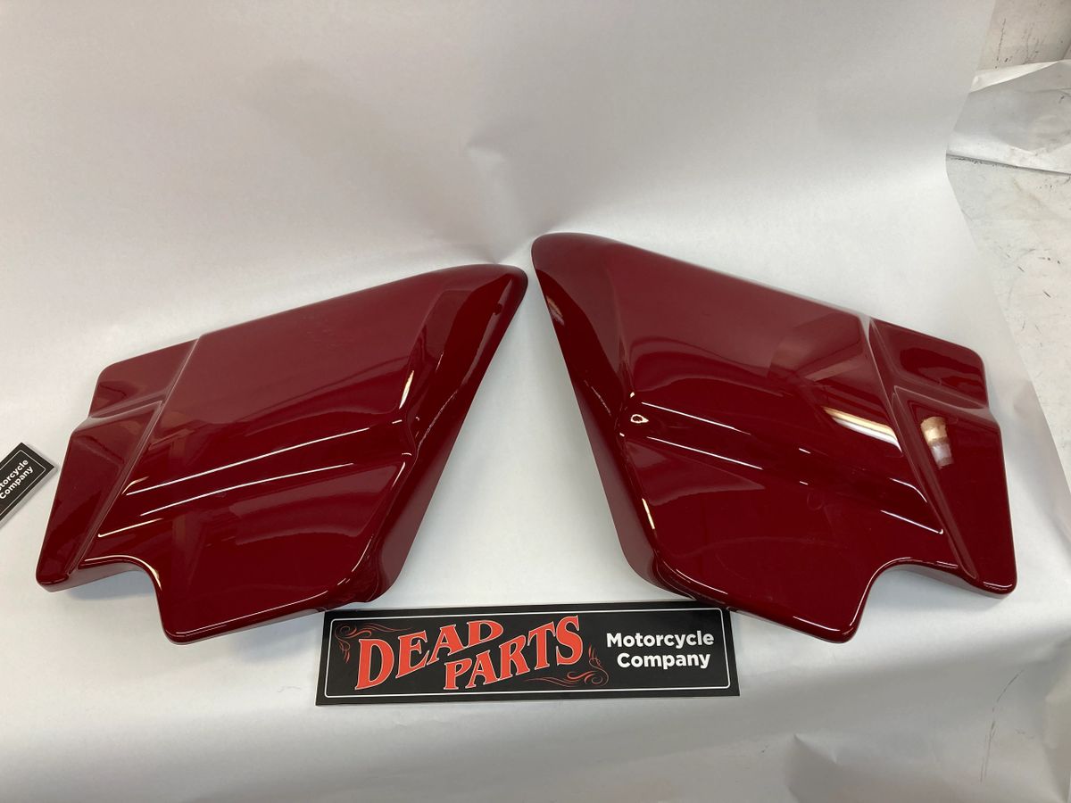 Harley factory red 2021 Road Street Glide side covers