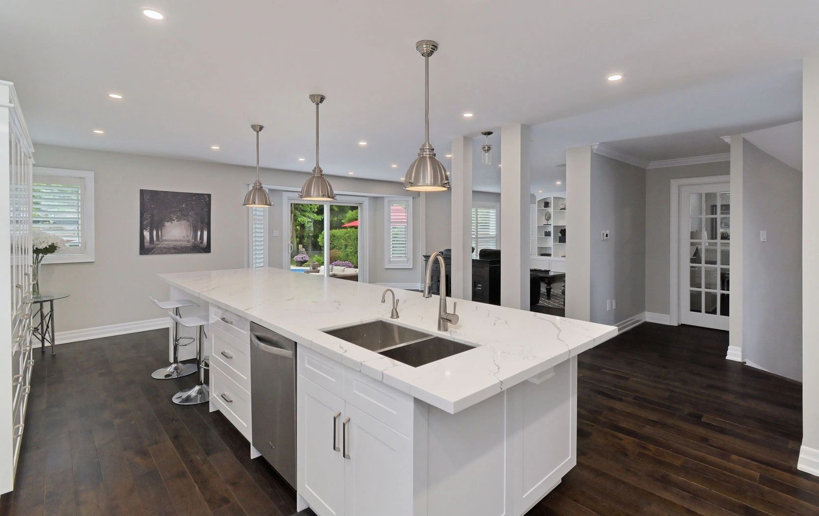 Stratus Profesional Building