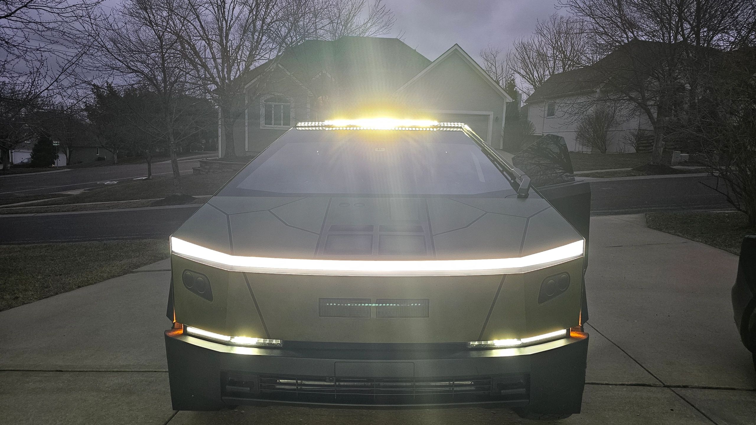 Tesla Cybertruck Light Bar for the Cyberbeast