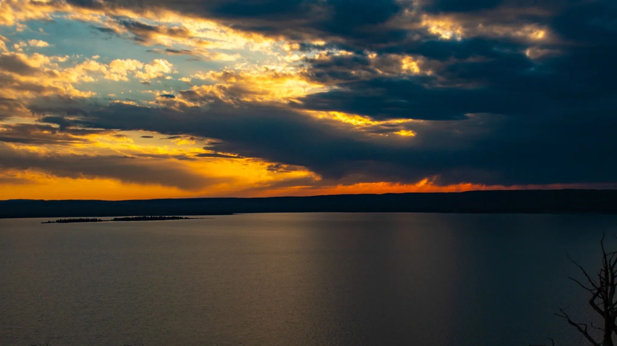 Hubbell Digital Images - Photography, Yellowstone Park Photobook