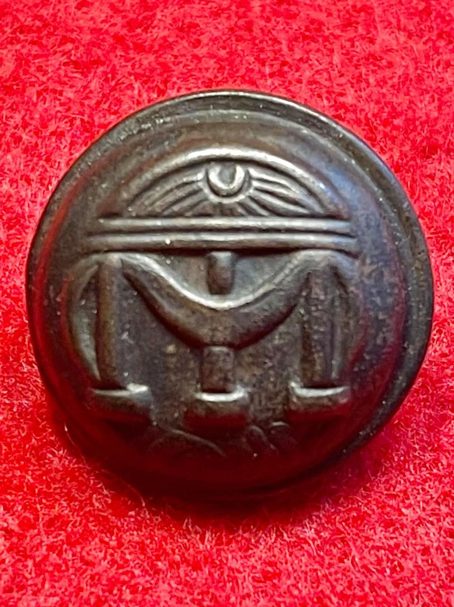 ABSOLUTELY FLAWLESS DUG GEORGIA LOCAL COAT BUTTON (ALBERT's GA 10, TICE ...