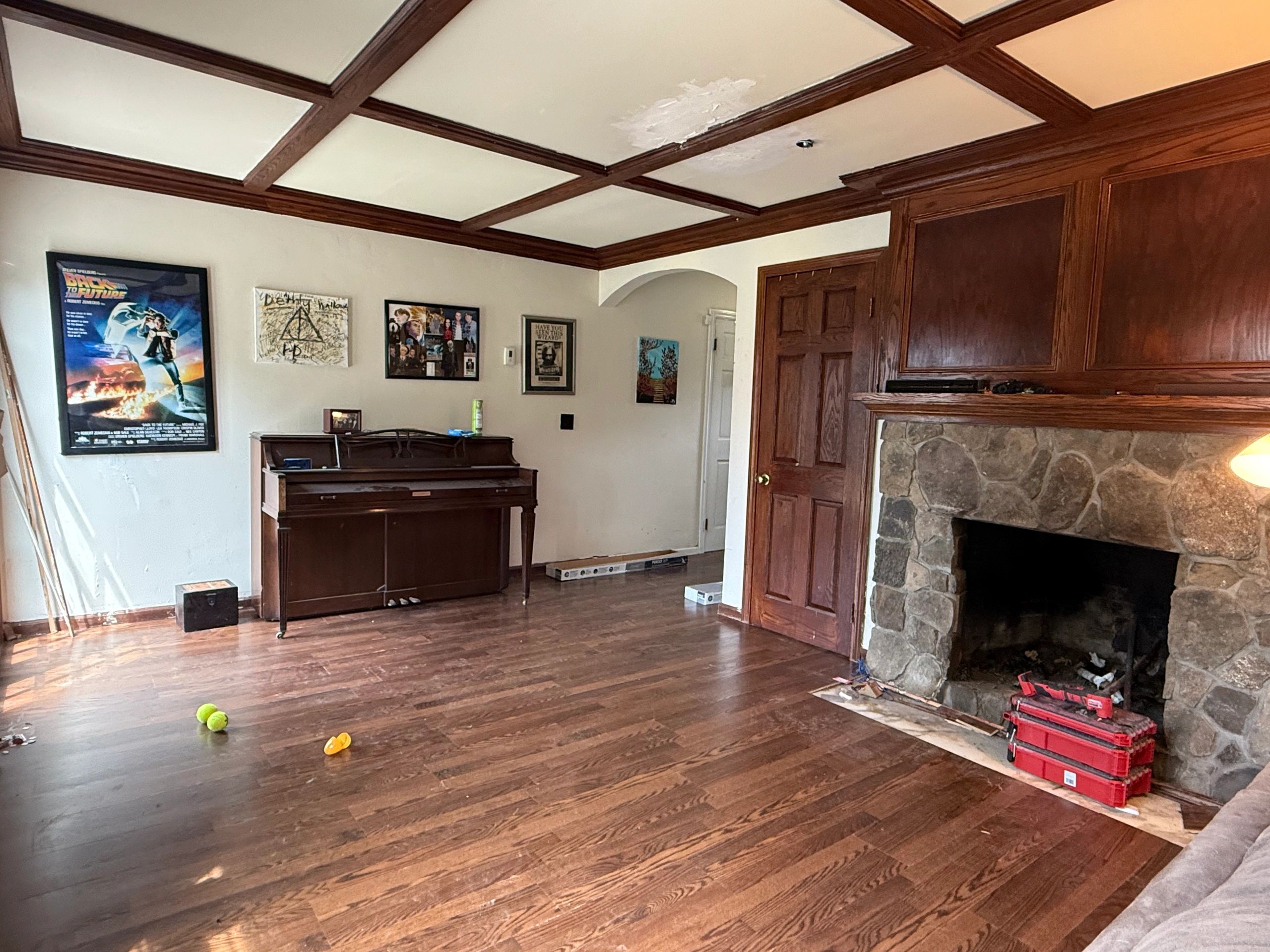 Installing Laminate Flooring Over Existing Floors: A DIY Guide