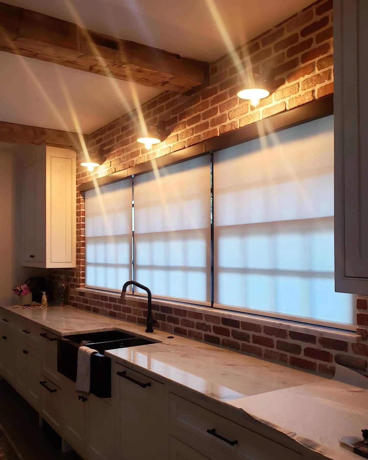 Silva Installations - Window Treatment, Installer