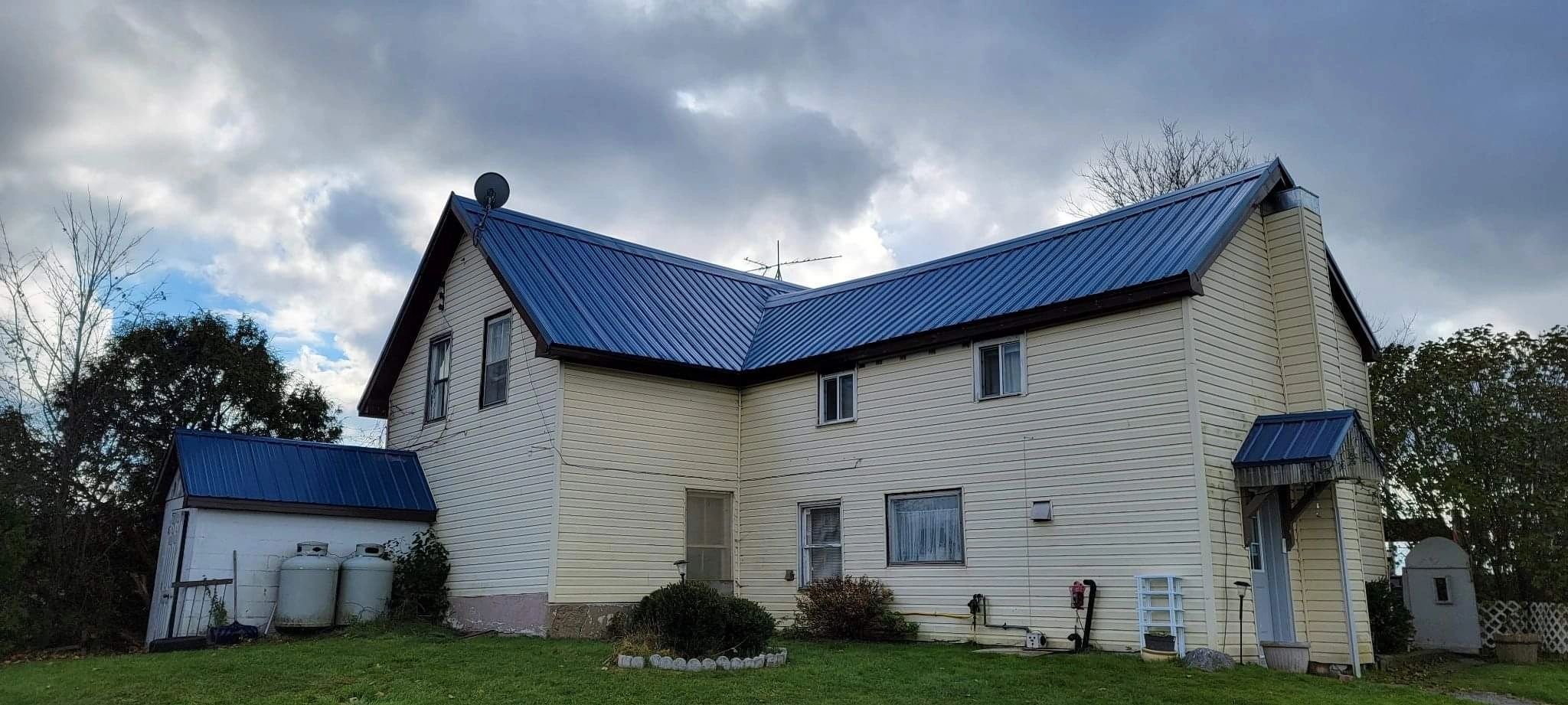 Mr. Big Roofing