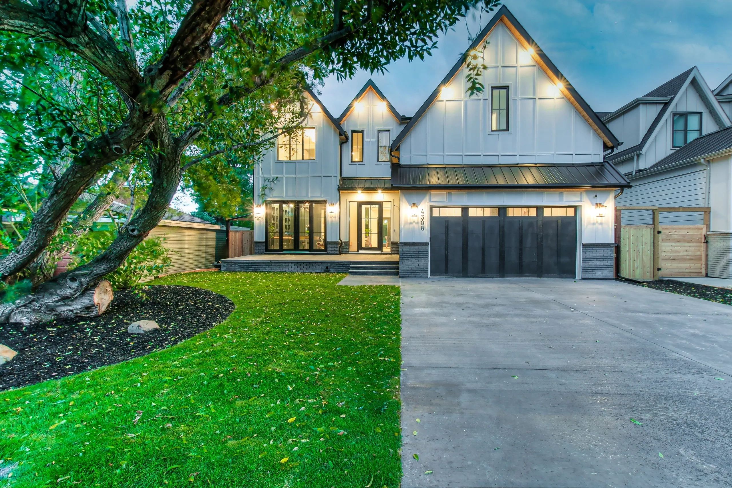 Custom, Home Builder - Sangra Developments - Calgary, Alberta