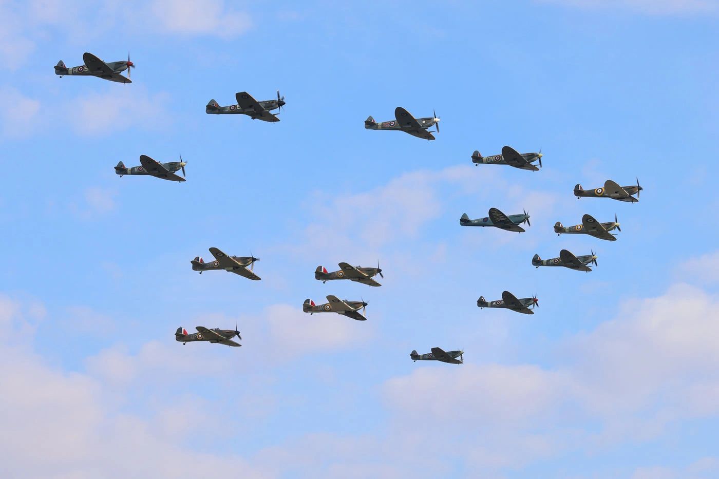 Spitfire BM597 takes part in Duxfords 'Big Wing'