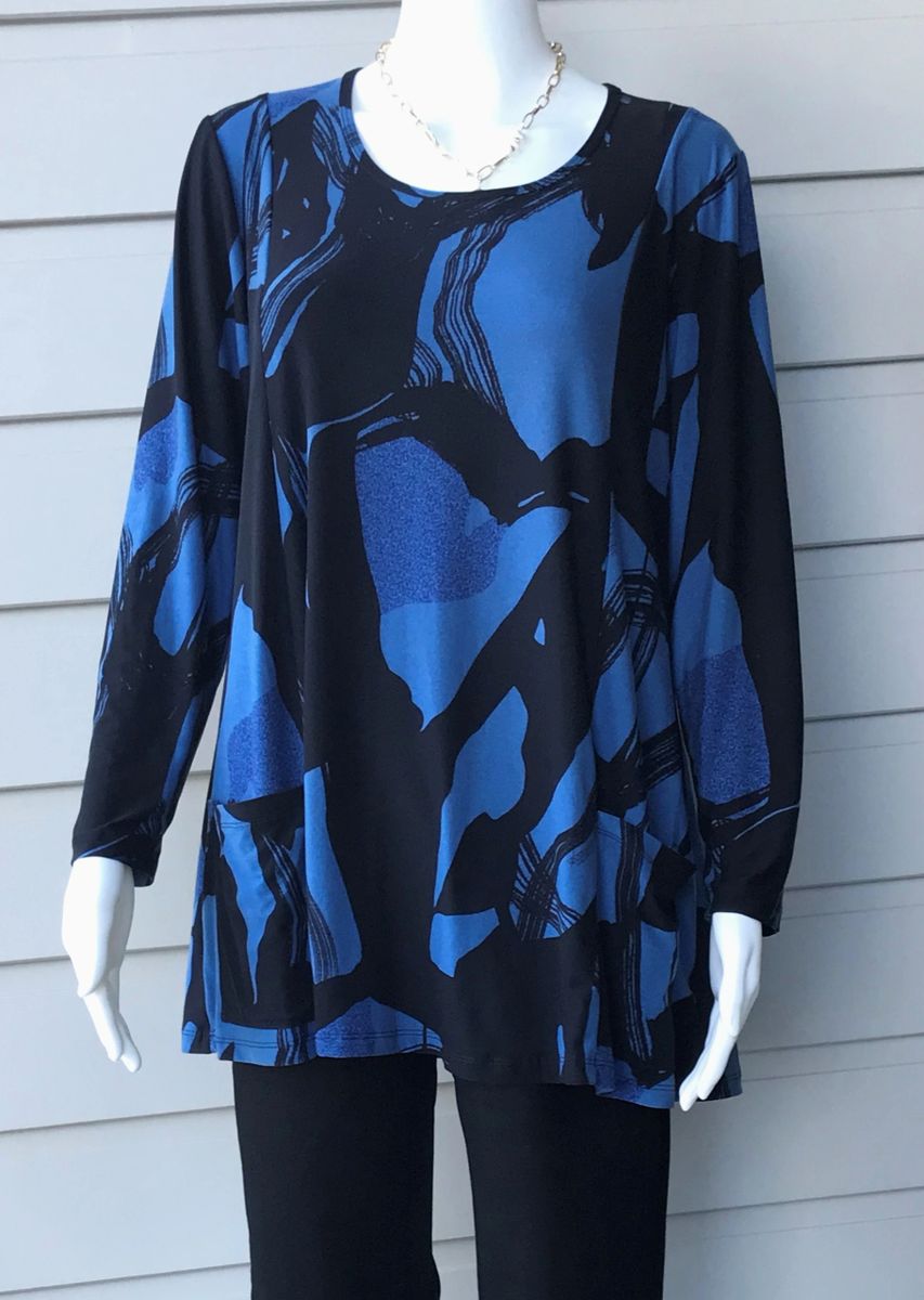 Aussie Made, blue pocketed top