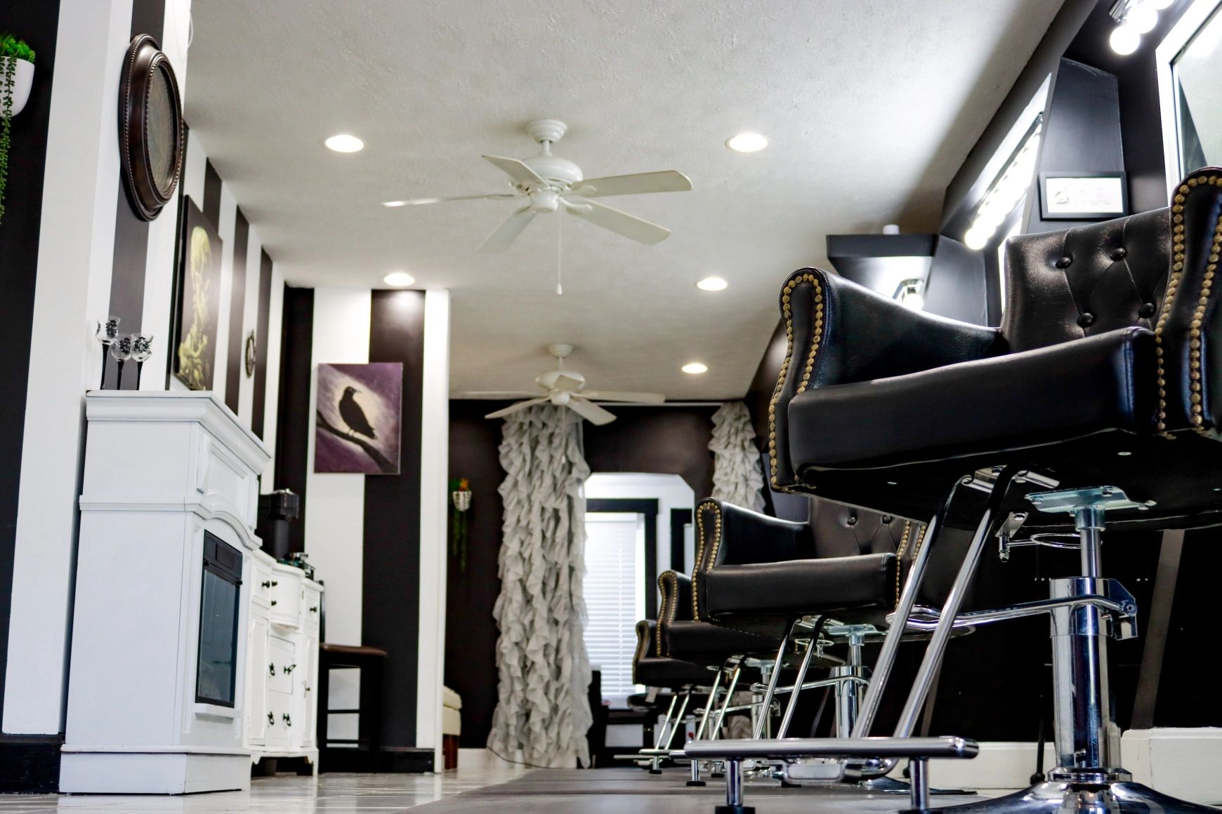 The Art Of Dyeing Hair Parlour