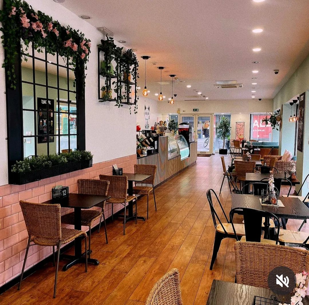 BobaCat Bubble Tea, Desserts and Vegetarian Cafe