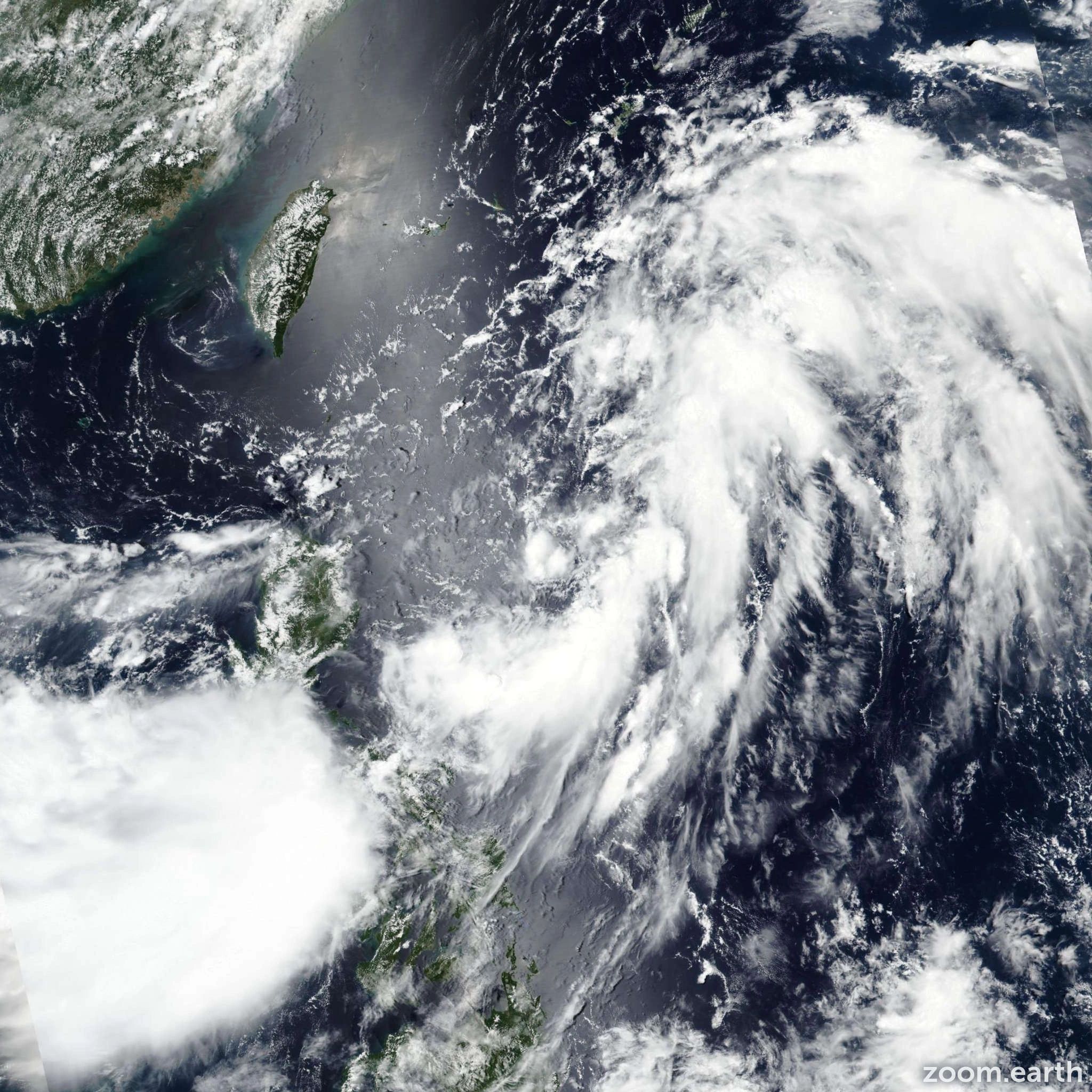 Enteng(Jangmi) Intensifies as it Exits PAR