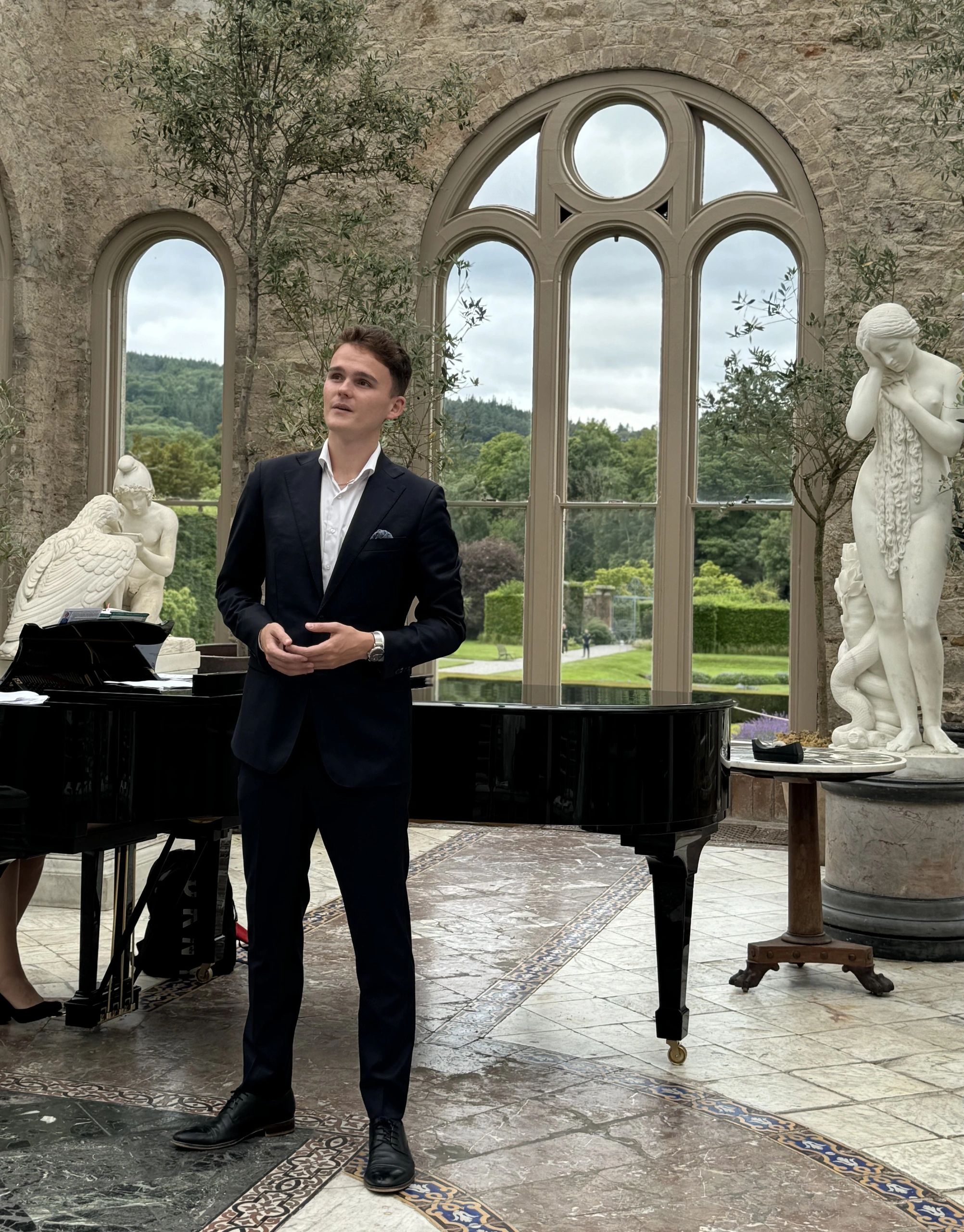 Opera singer from Ireland | Cathal McCabe Tenor