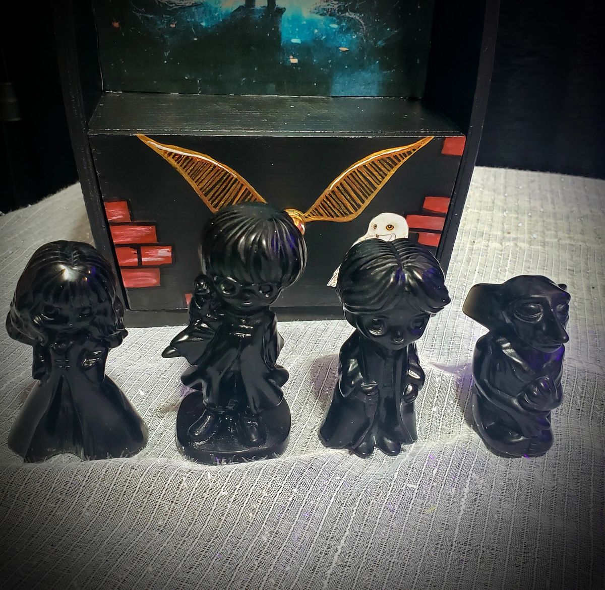 Obsidian Harry Potter Carvings, Harry/ Hermoine/Ron/Doby carvings