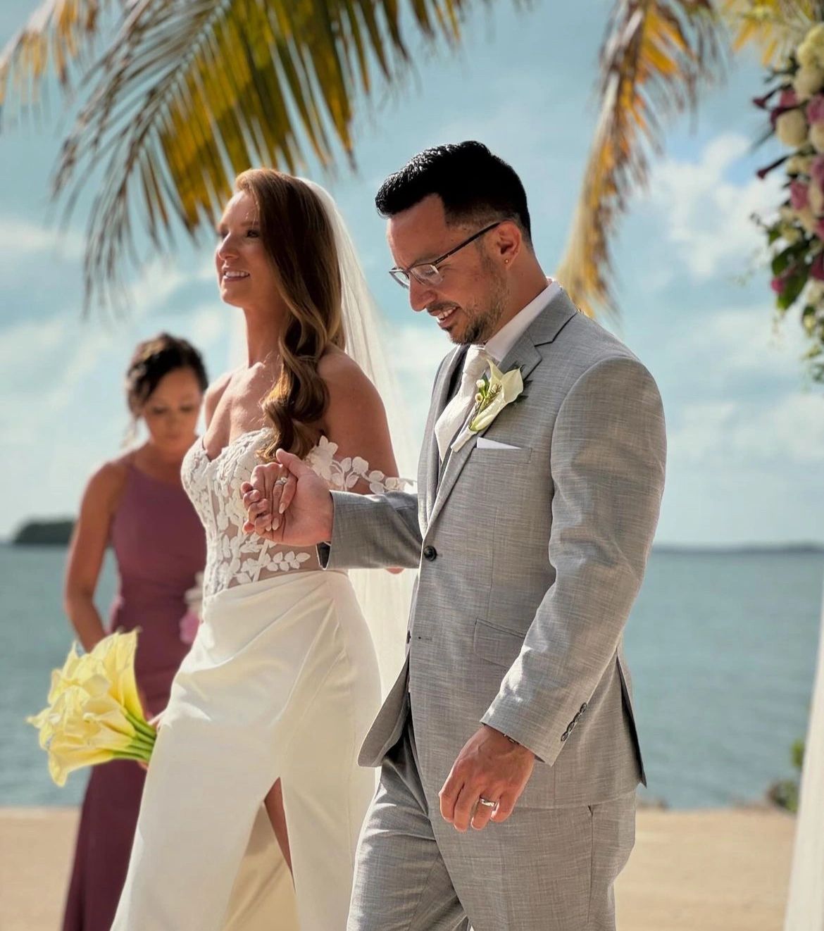 Beauty and the Beach Bride - Beach Wedding Makeup, Beach Wedding Hair ...