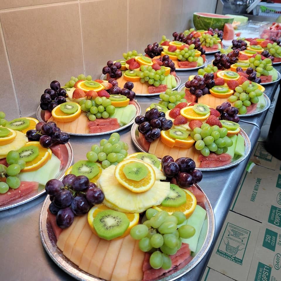 Lucky Farm Fruit Platters