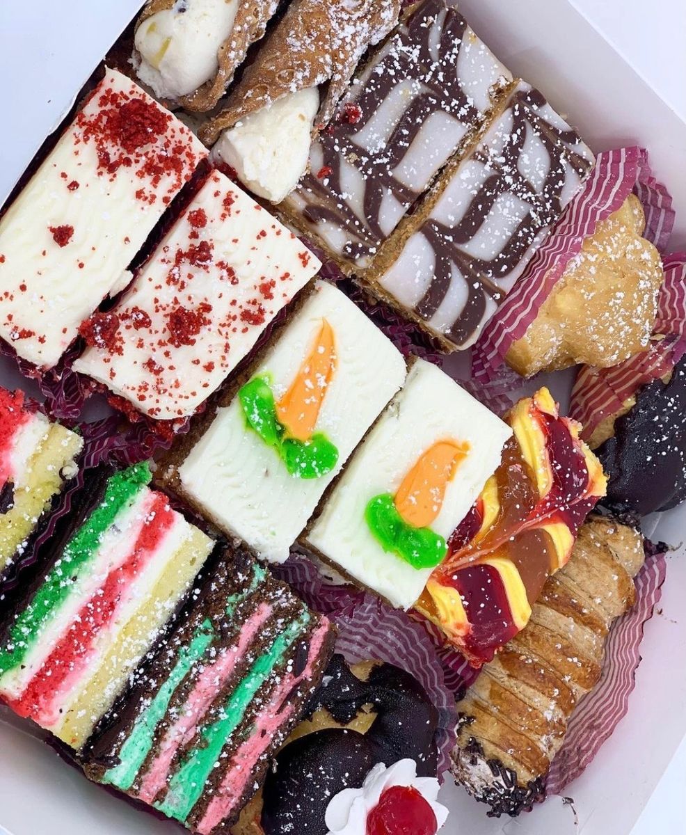 Alfonso's Pastry Shoppe Dozen Assorted Mini Pastry Special