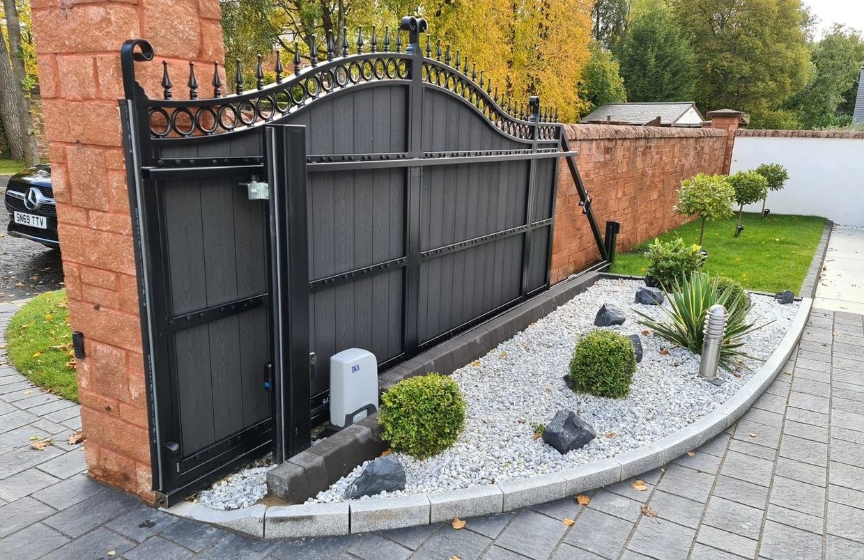 Troy MI Garage Door Service - Residential & Commercial Gates