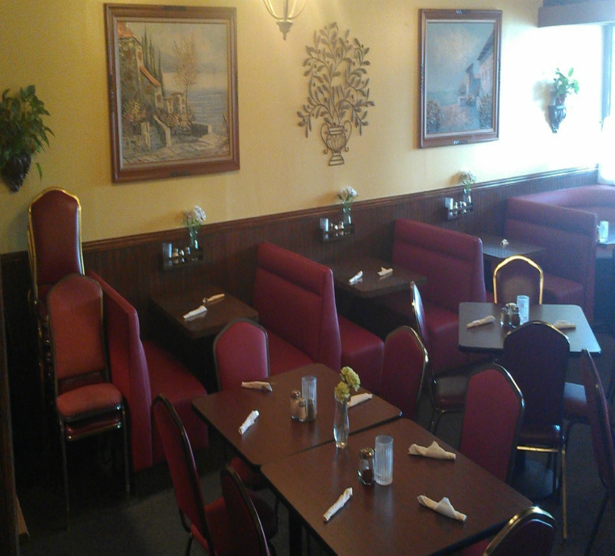 Family Dining Experience | Biagio's Italian Restaurant