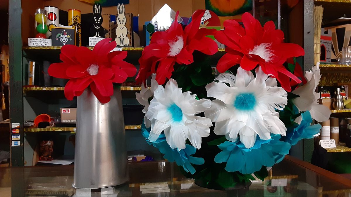 Abbotts Red White Blue Botania