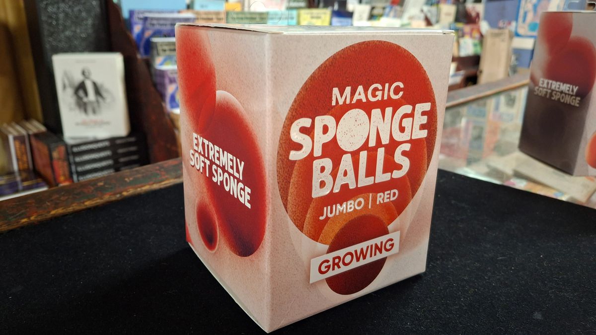 GROWING Magic Red Sponge Ball, JUMBO (Murphy’s Magic)