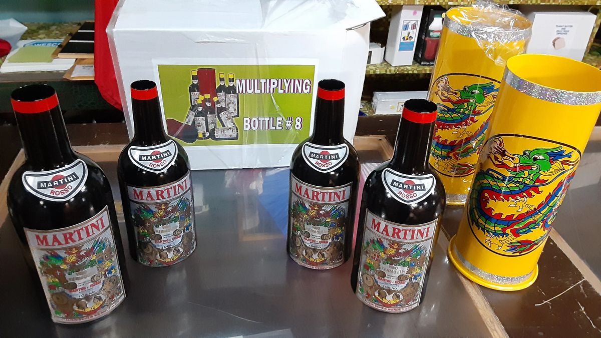 Multiplying Bottles - Martini (WATCH DEMO)