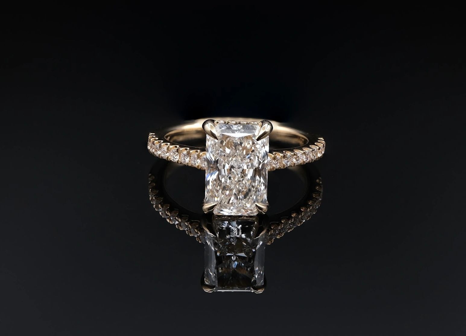 Stunning Lab Diamonds for Every Occasion