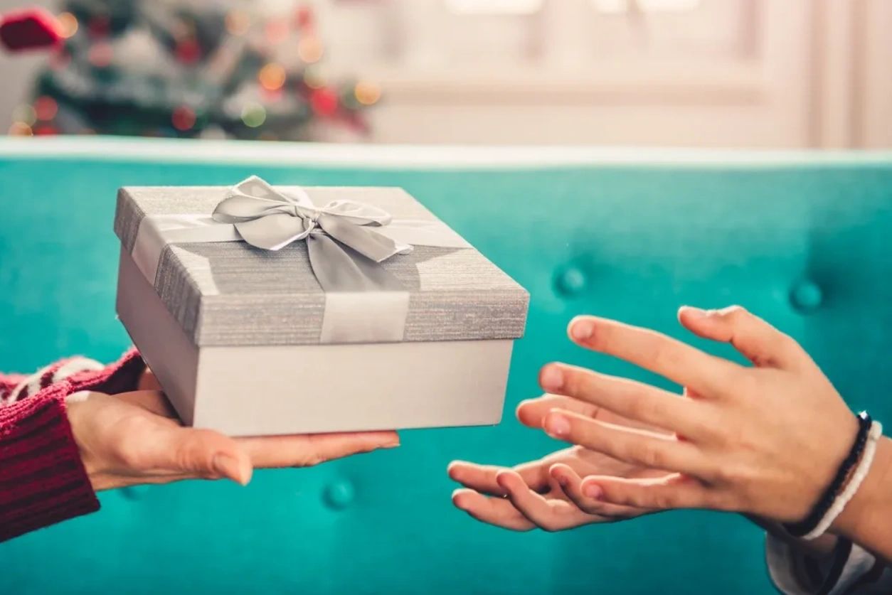 Unique Gifting Experience - PresentPalooza