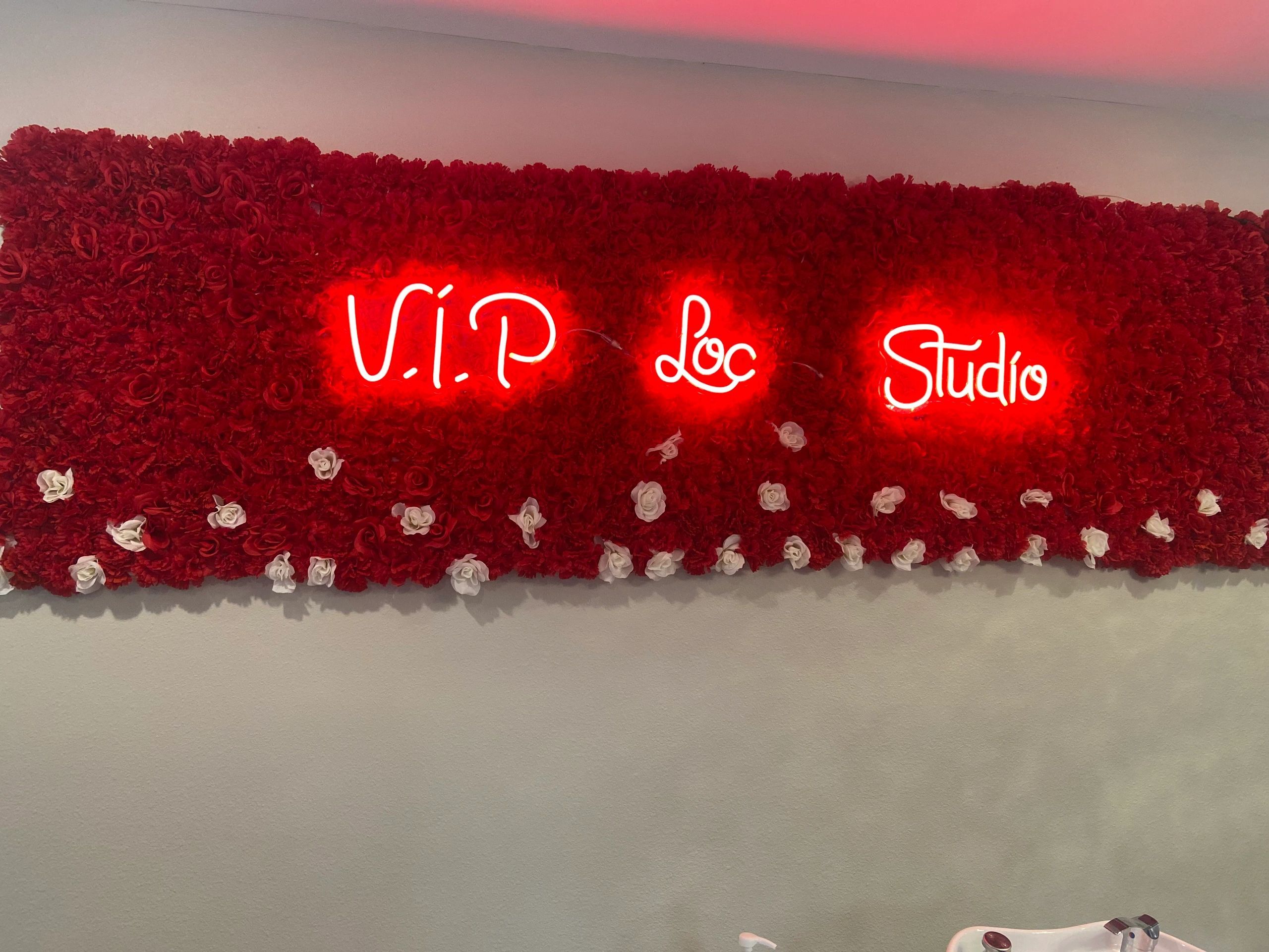 VIP Loc Studio: Your Destination for Loc Oil and Dreads
