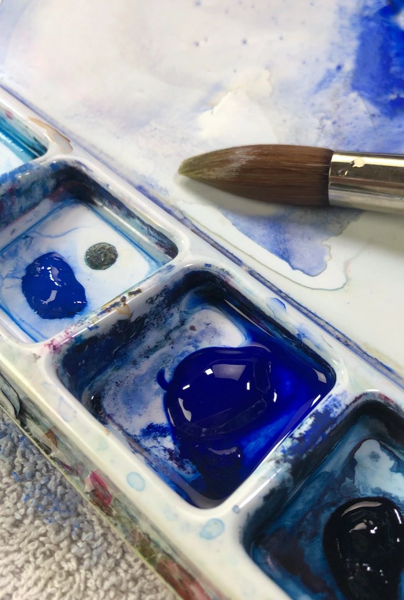 French Ultramarine blue VS. Ultramarine blue
