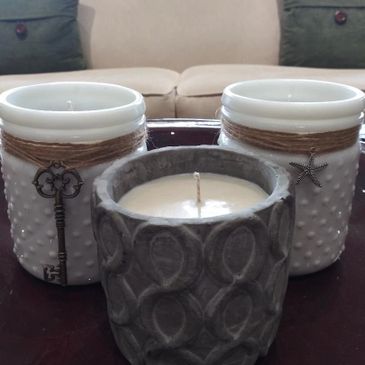 Home [cloverdillycandle.com]