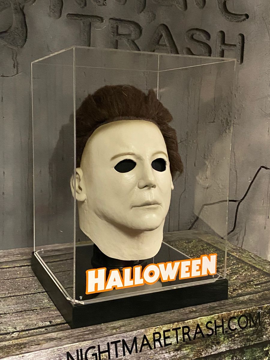 UV Protective Acrylic Halloween Michael Myers Mask Display Case