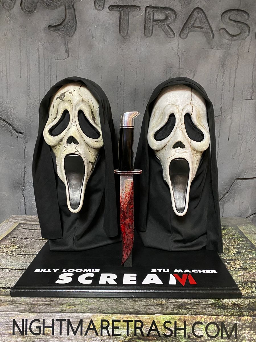 Scream 6 Billy and Stu Ghostface Rehaul Dual Mask and Knife Display