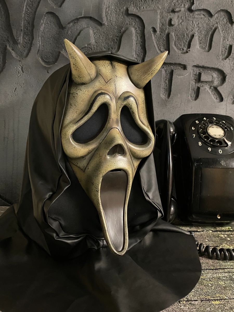 Ghostface Grabber - The Black Phone / Scream Mash-Up Mask Hooded