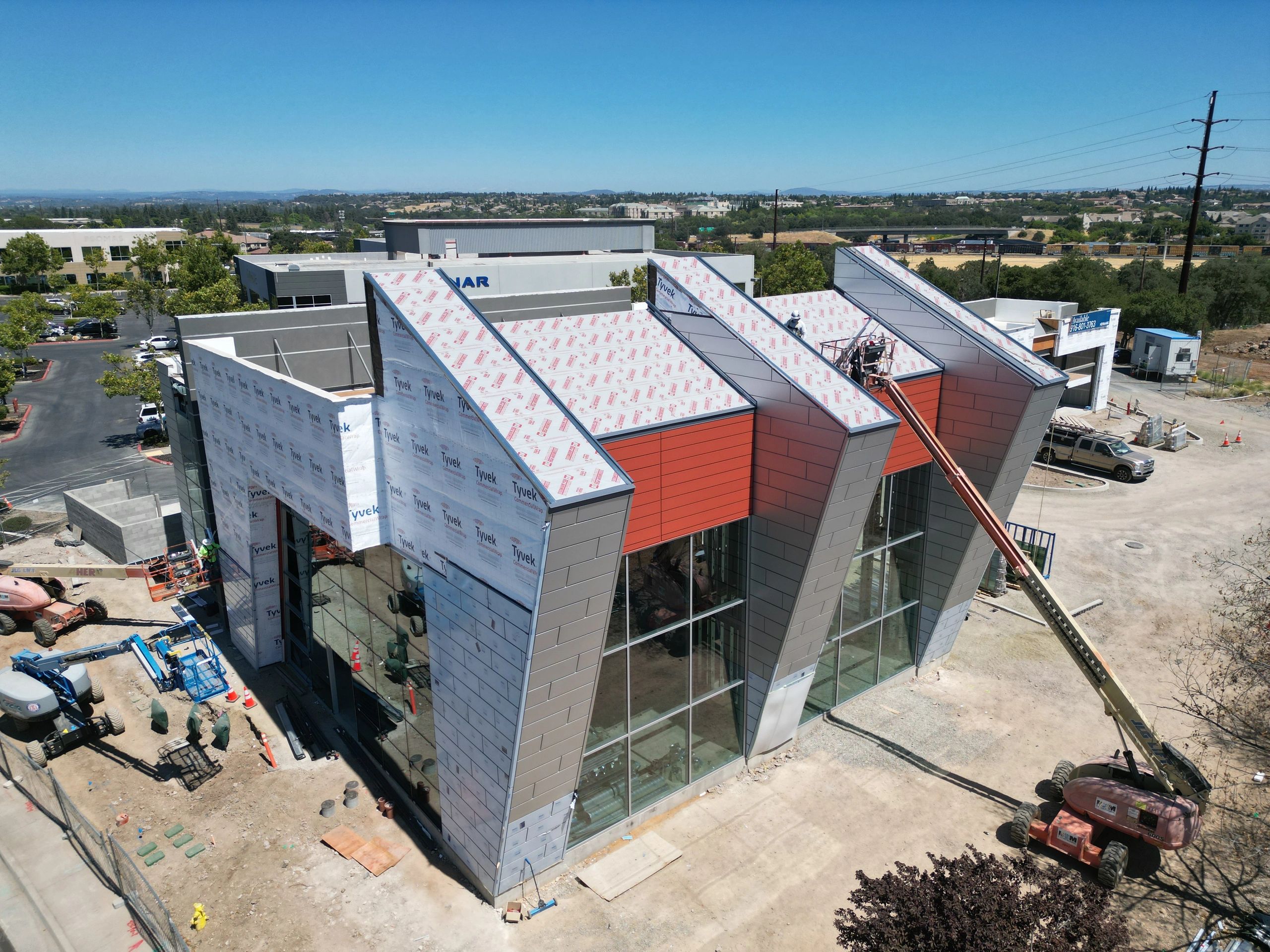 Bid Room & Announcements