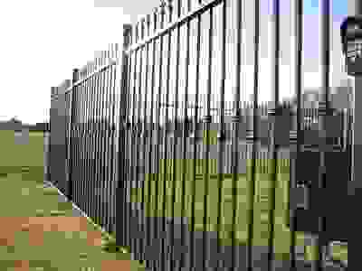 Fences Gates, Gate Openers - HANSON IRON WORKS - Midlothian, Texas