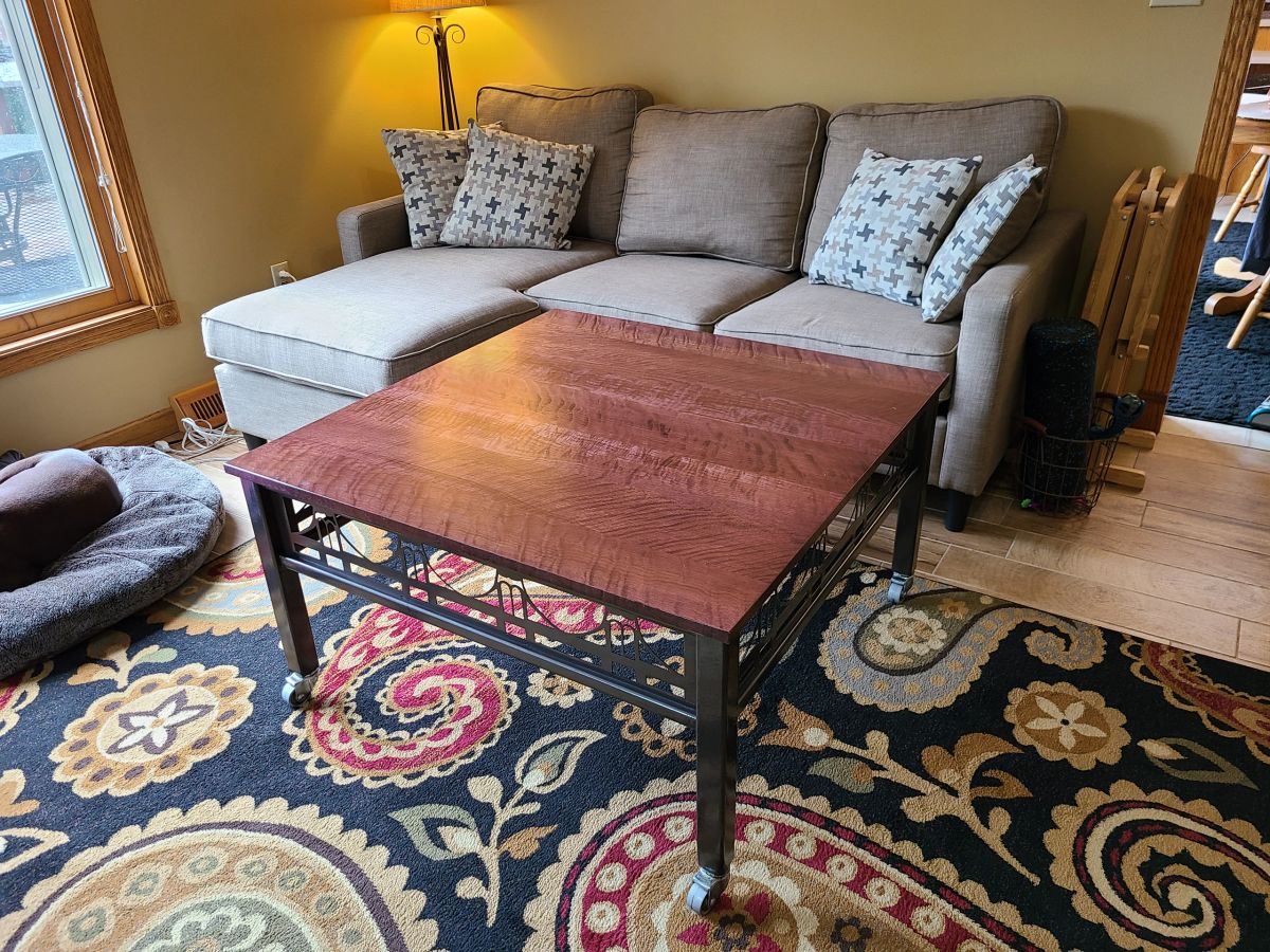 Brooklyn Bridge Living Room Set