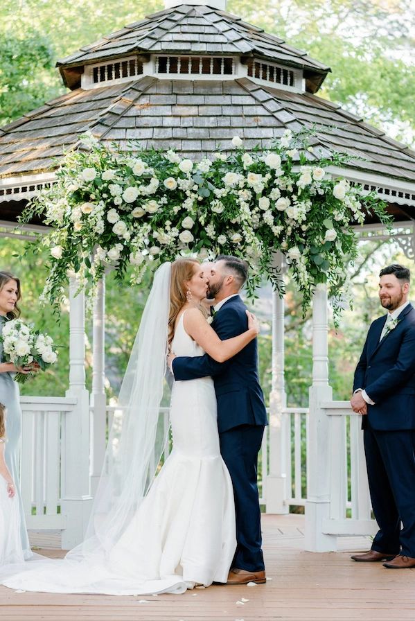 Still Magnolia Floral Design