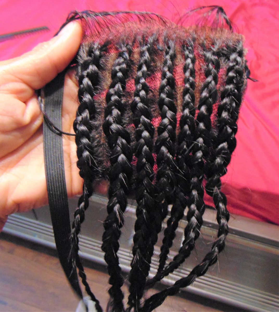 Pre-Braided Elastic Band Closure For Crochet Styles
