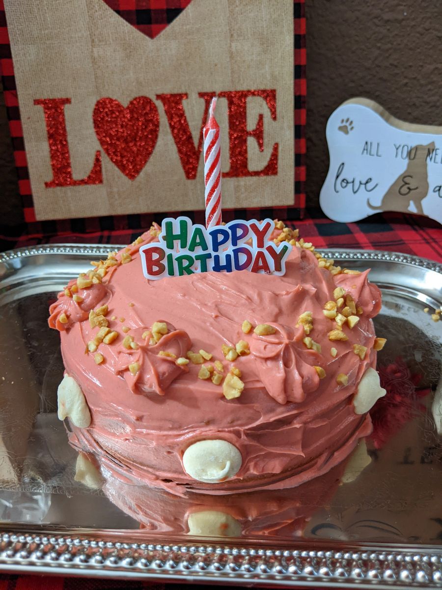 6" Round Cake (Plain no toppings)