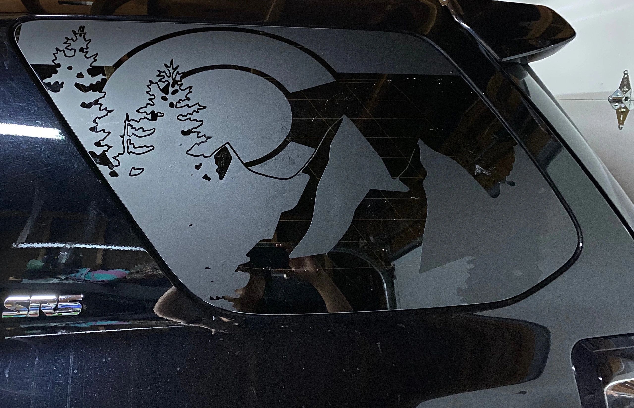 Custom Window Decals – Personalize Your Vehicle Today!