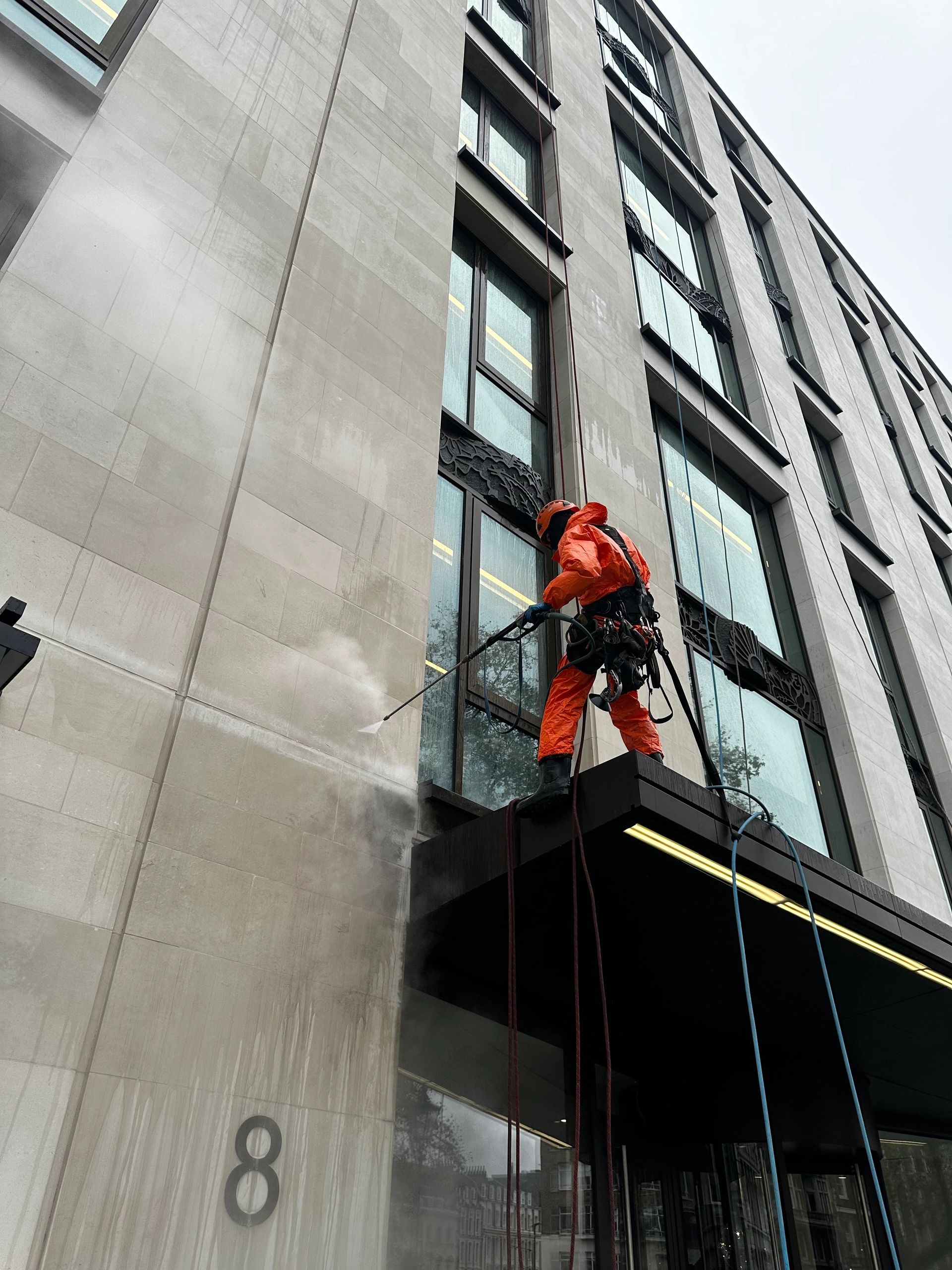 Professional Abseiling Window Cleaning Services