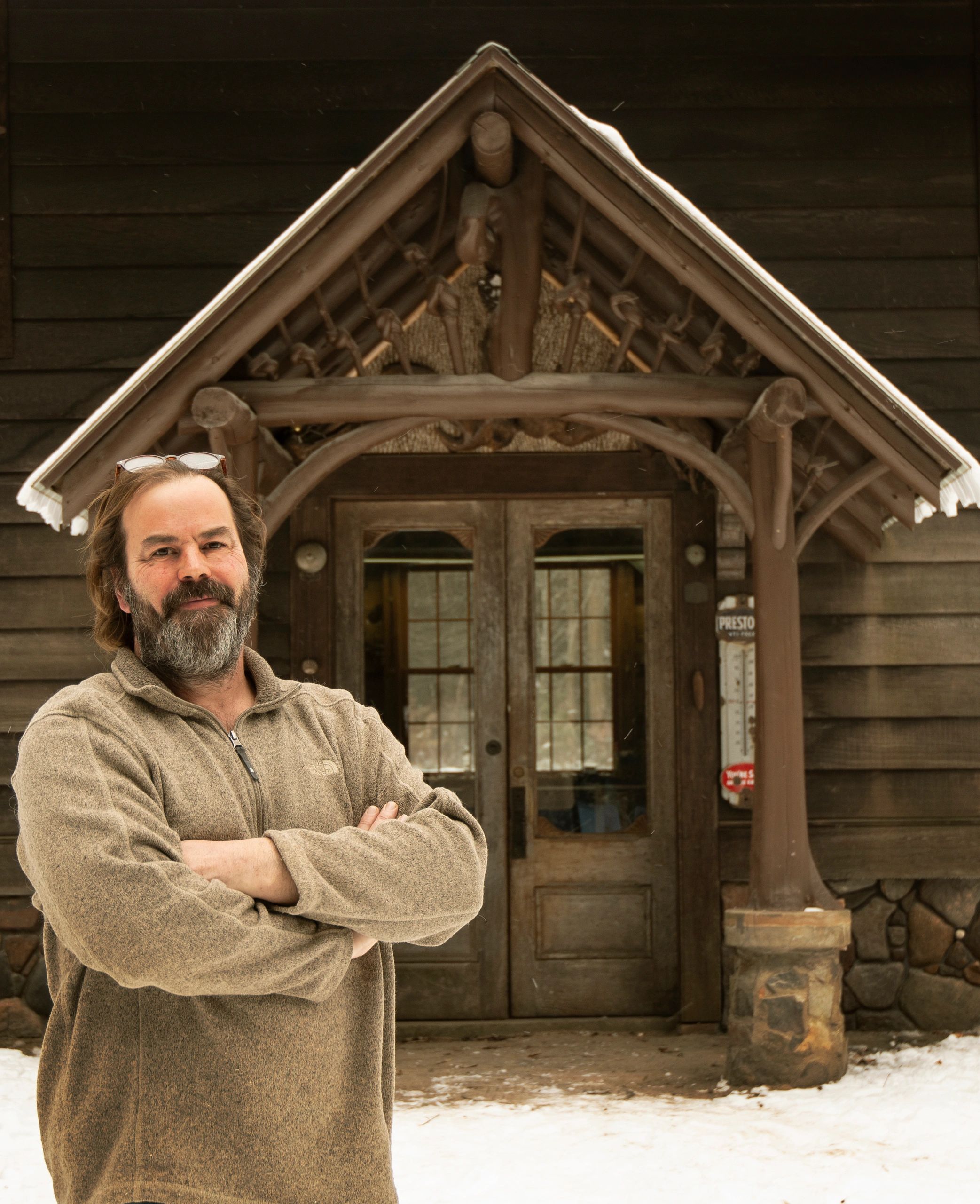 Hope Falls Rustic, Russ Gleaves