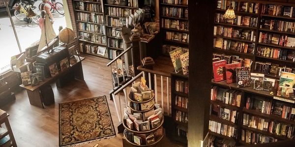 About Us | The Book Loft