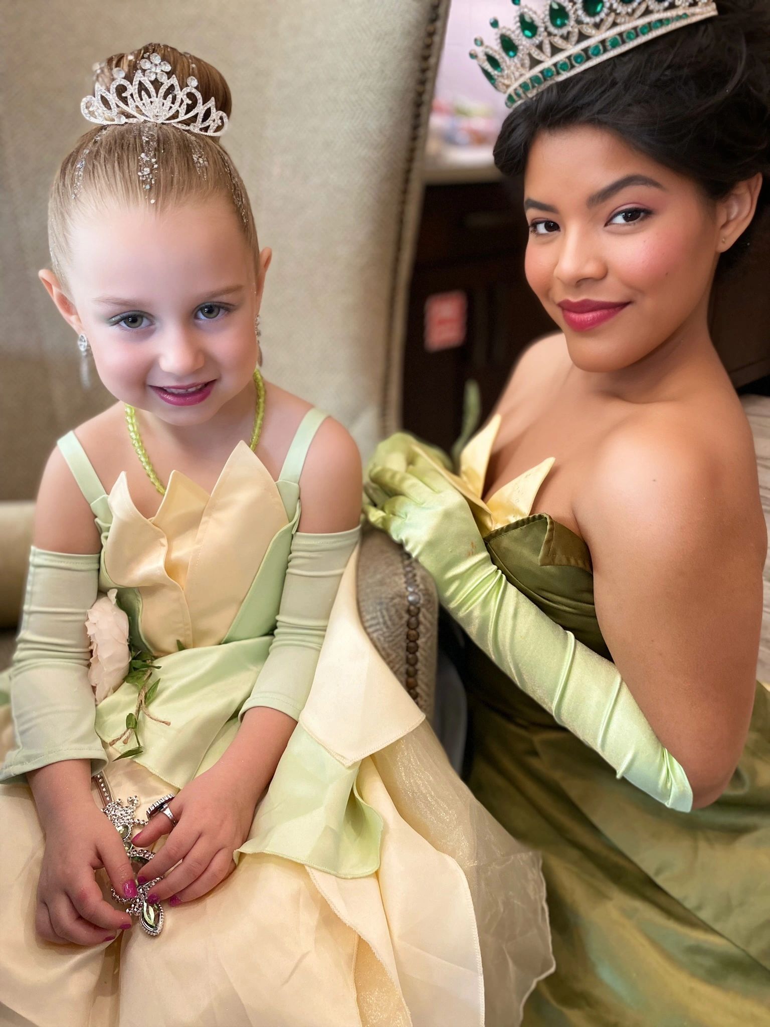 Princess Makeovers - Enchanted Princess Parlor