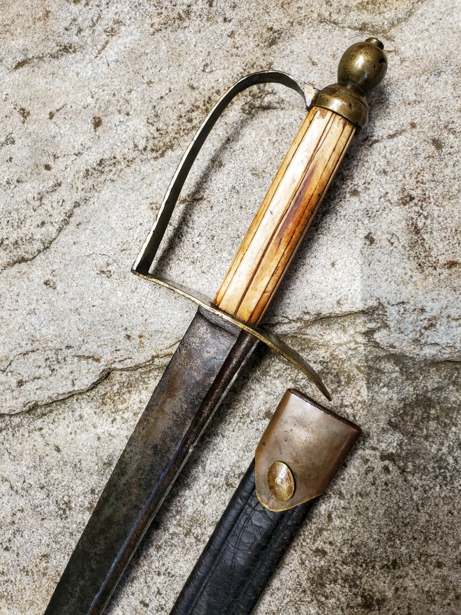 SOLD Revolutionary War American officer’s short saber owned by Capt ...