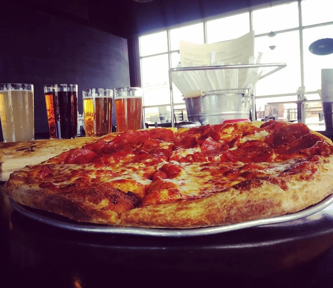 Double D's Sourdough Pizzeria & Tap House