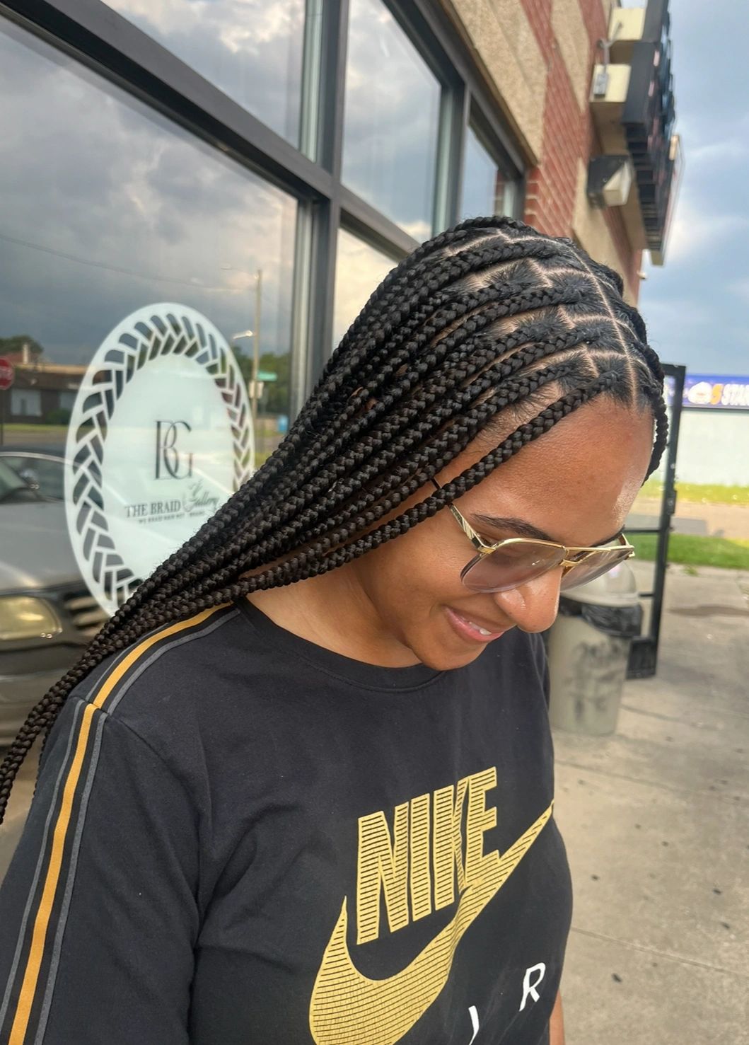 Knotless Box Braids (Medium) w/l